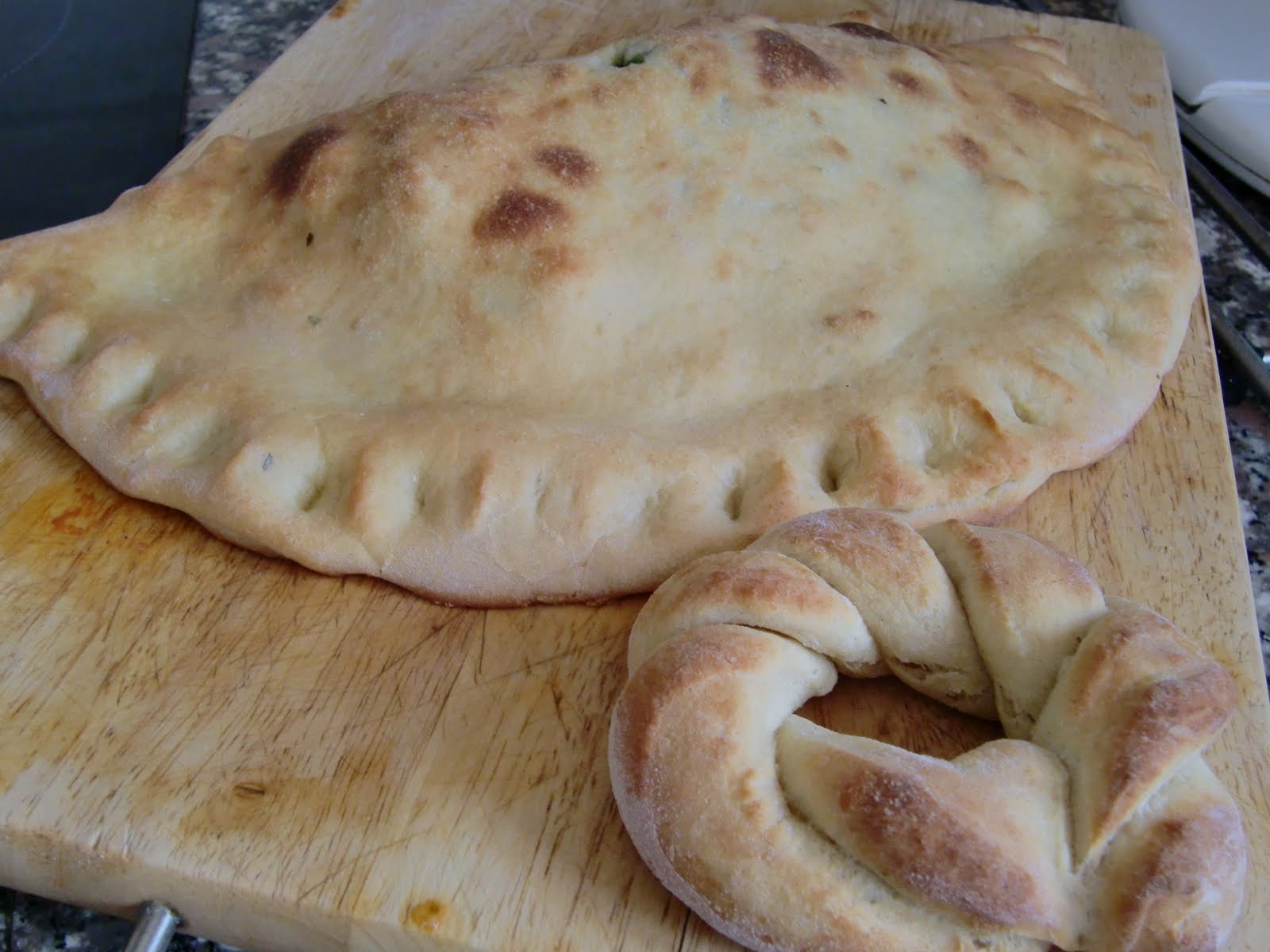 Con pan y postre: Calzone de espinacas y queso fresco