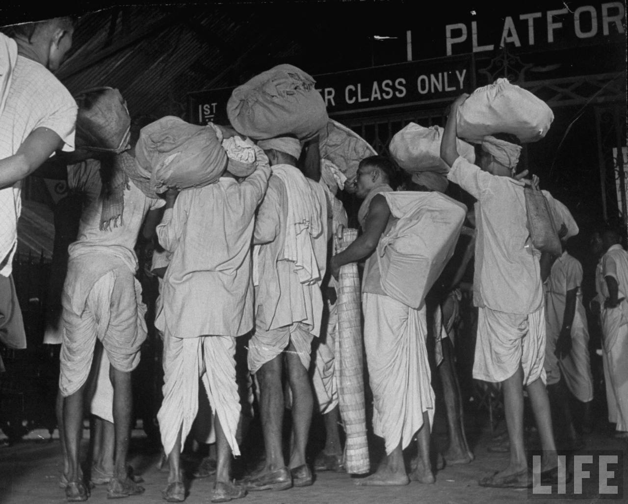 Life During Calcutta (Kolkata) Communal Riot - August 1946 (Part 1 ...