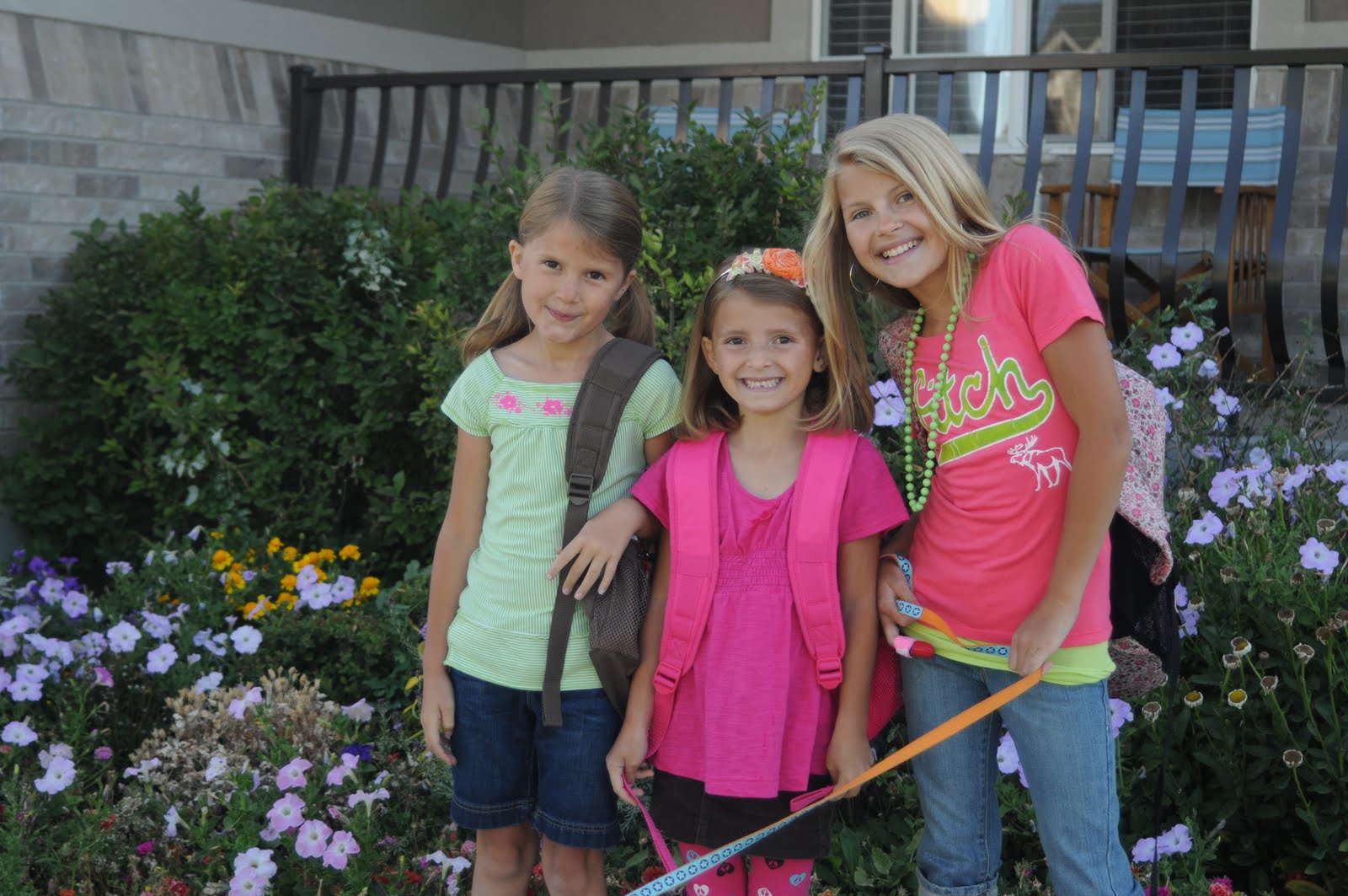 The Ekker Girls: first day of school