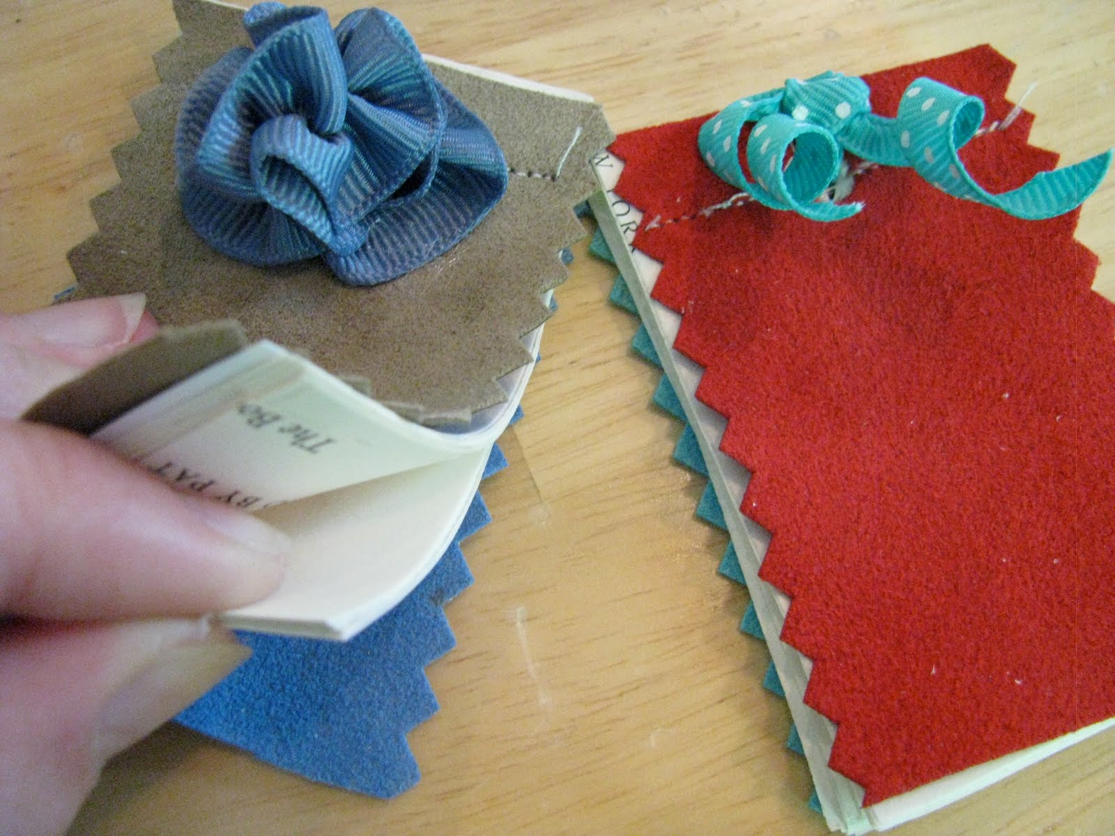 CREATE STUDIO: Ultrasuede Scrap Pad Tutorial