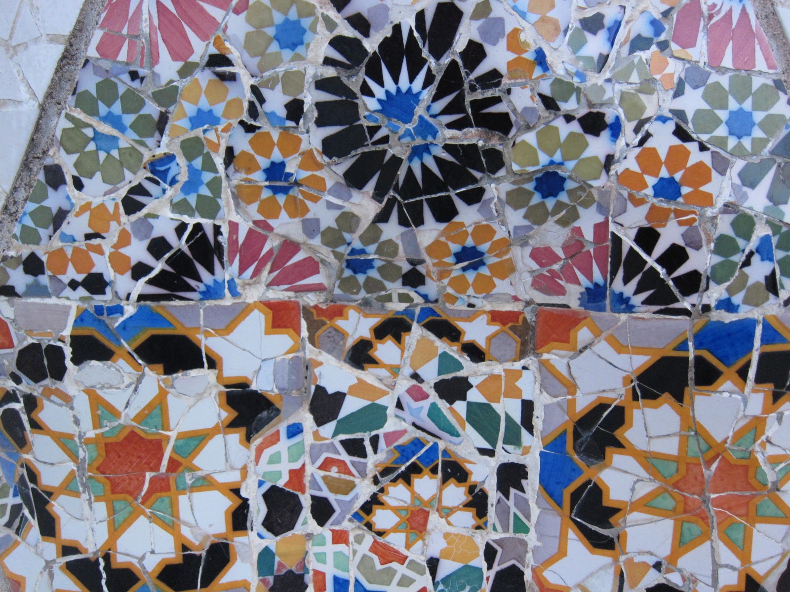 Darcidienne Blog: Design Inspiration: Barcelona Mosaics