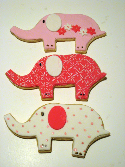 Heavenly Bites Cakes: Pink Elephant Cookies