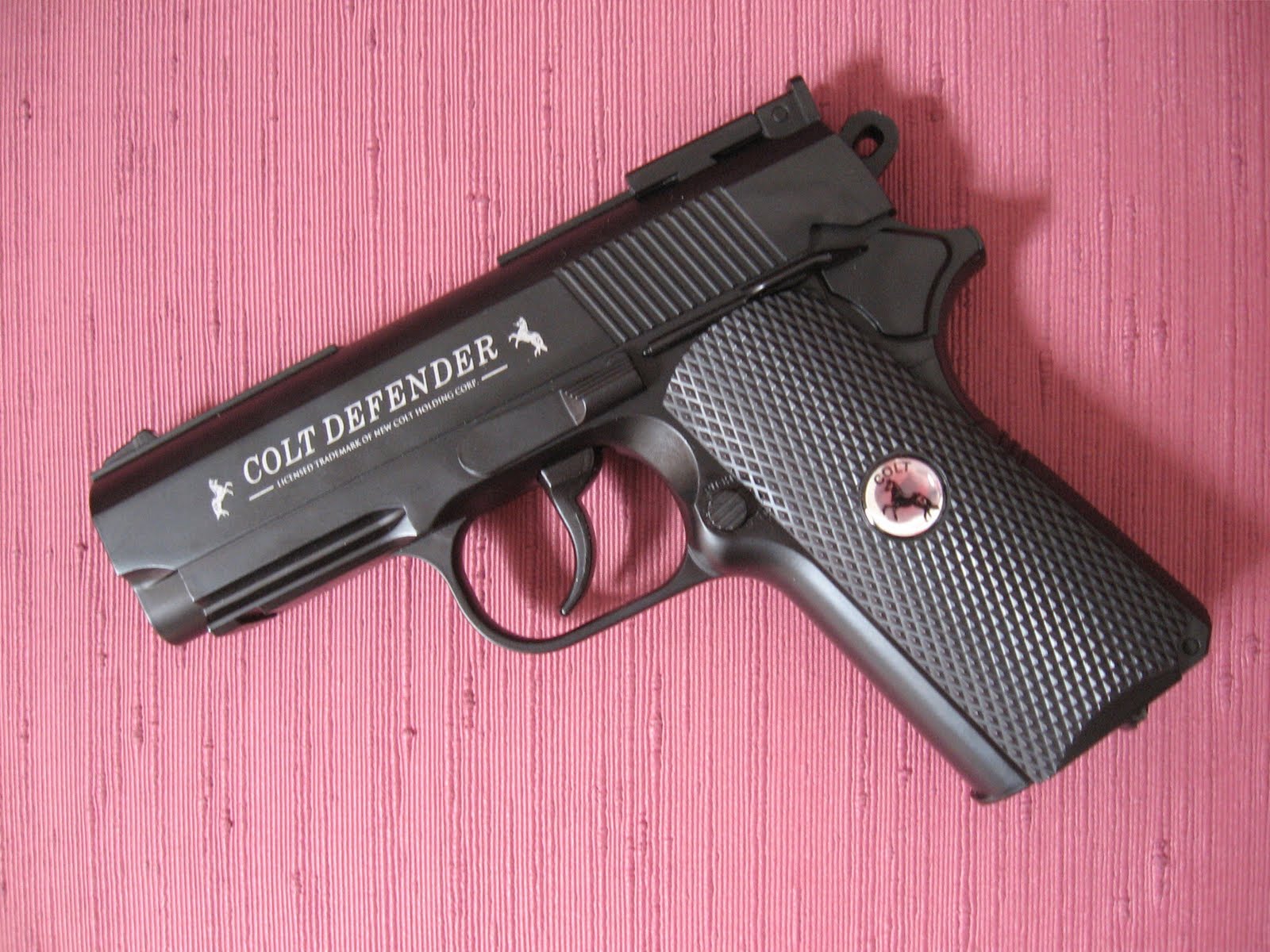 Umarex Colt Defender BB Gun: Colt Defender BB Gun