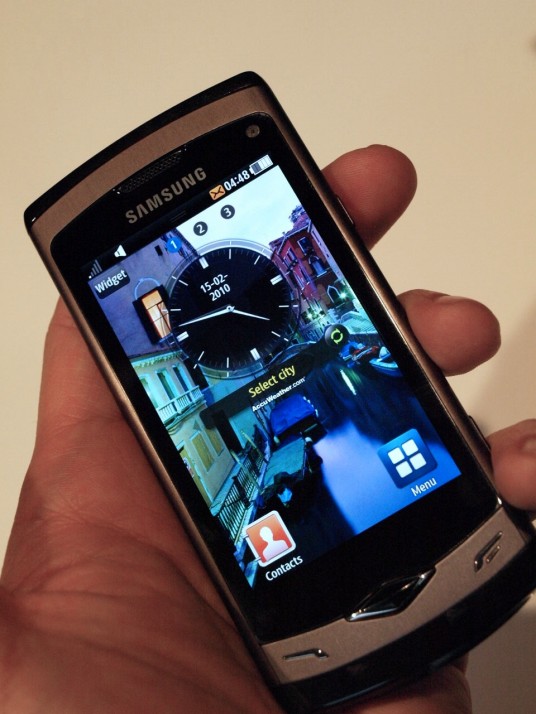 TechnoManiacz: Mobile Review - Samsung Wave