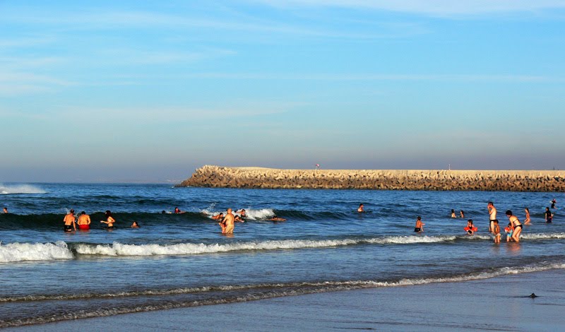 RABAT ville royale: Plage Mahidia, Kénitra