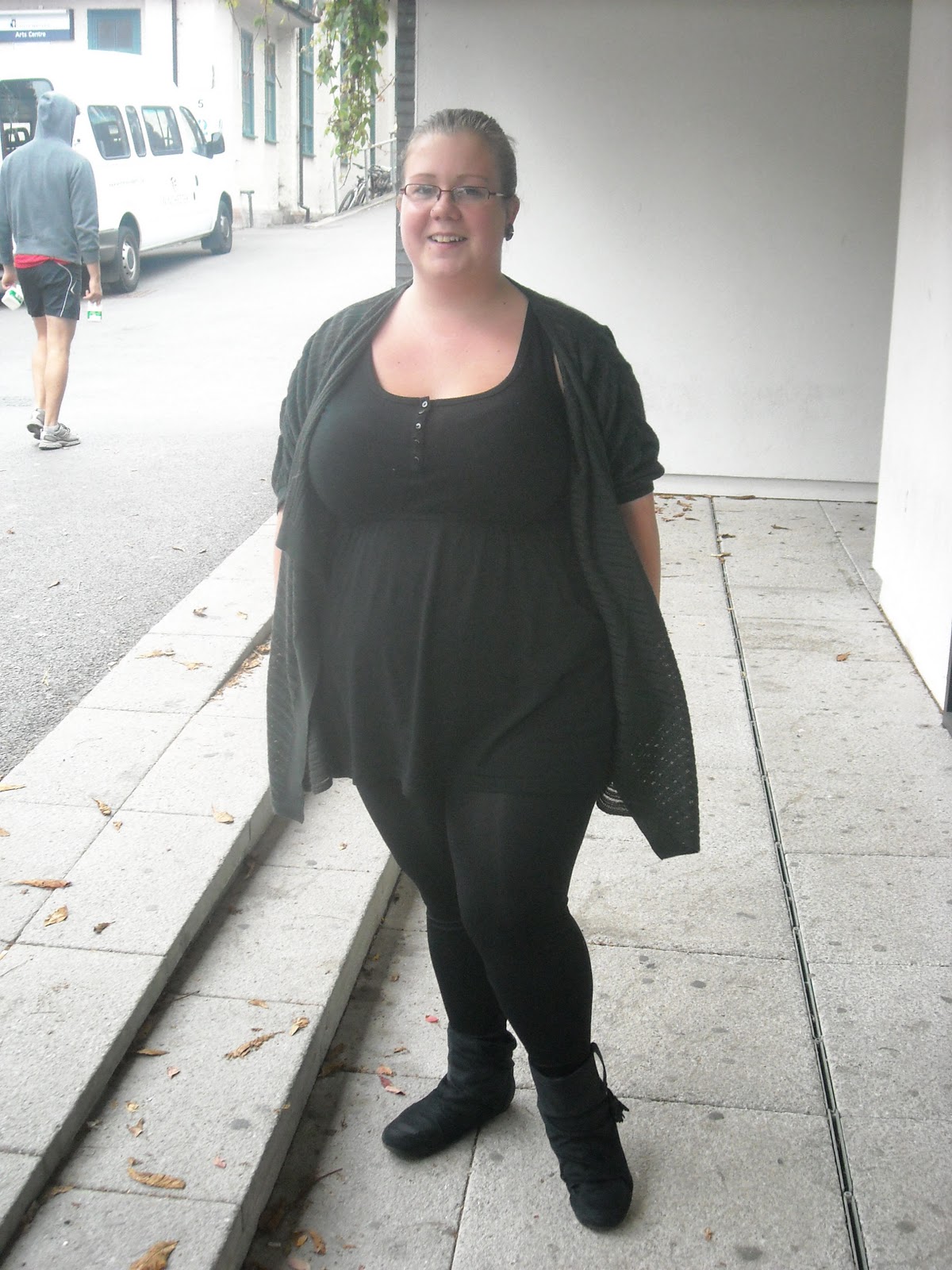 Claire's Curvy Couture: Happy Days :)