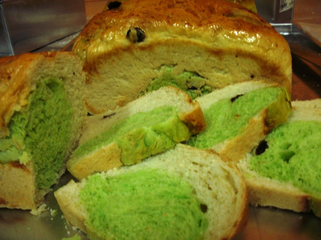 MamaStoves: Roti Kismis Pandan n Roti Kismis