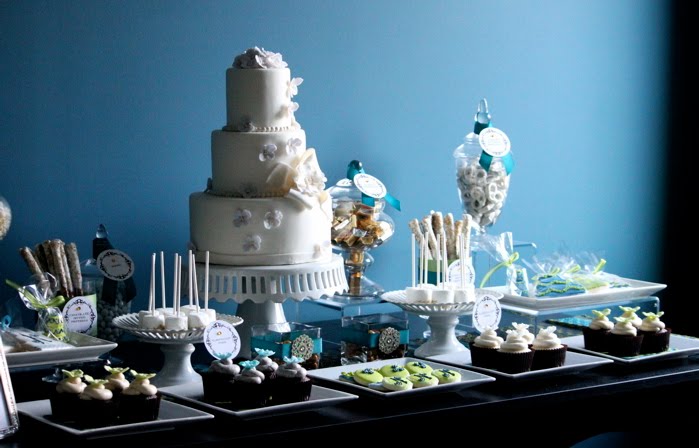 Elegant Wedding Dessert Table