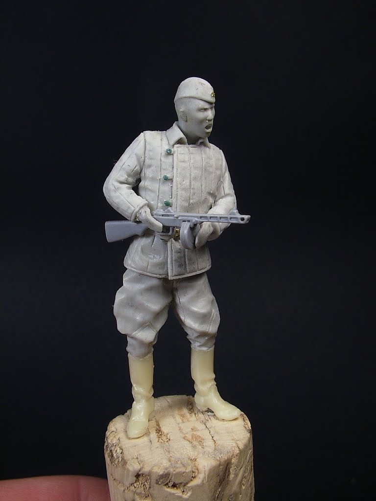 Soviet Siberian Trooper, Berlin, 1945 | planetFigure | Miniatures