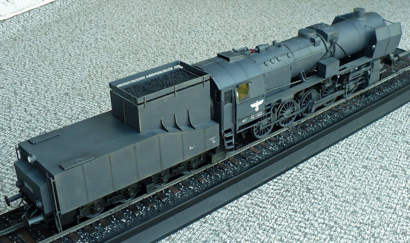 The Great Canadian Model Builders Web Page!: Kriegslokomotiven