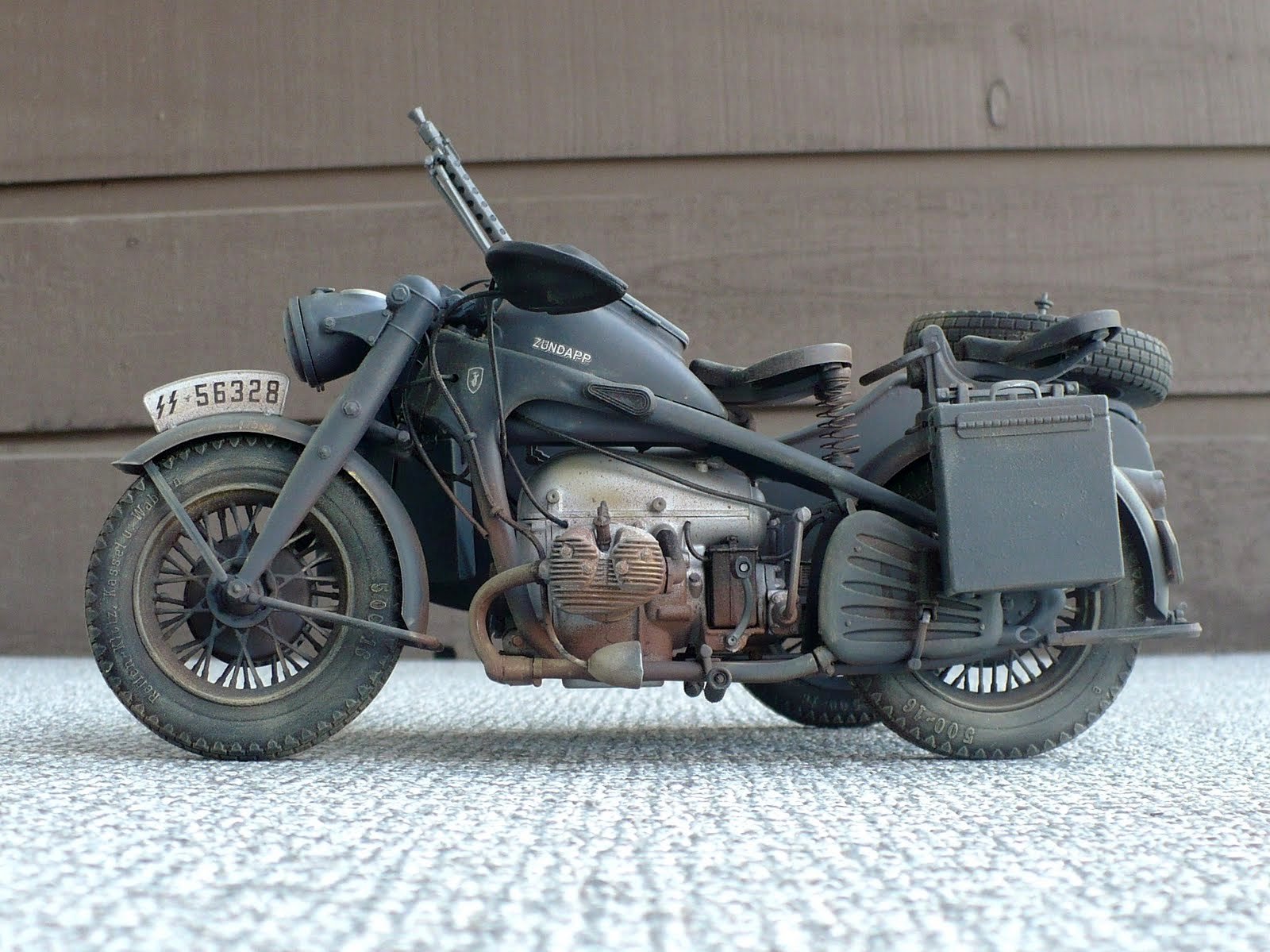 The Great Canadian Model Builders Web Page!: Zundapp 750 Re Post