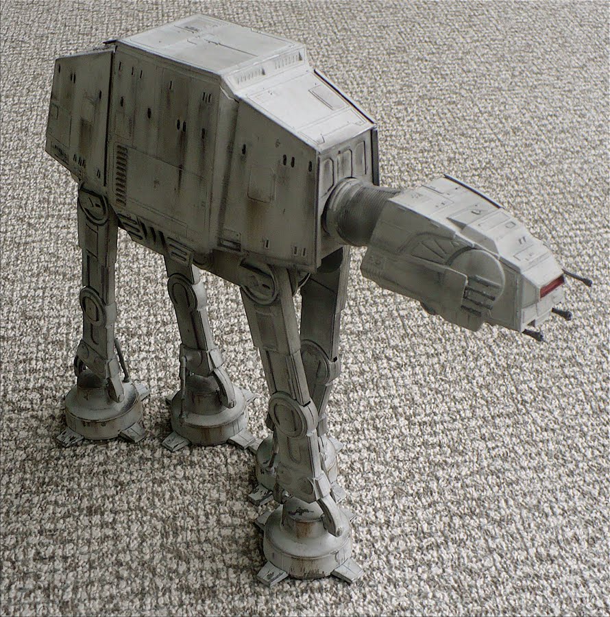 The Great Canadian Model Builders Web Page!: AT-AT