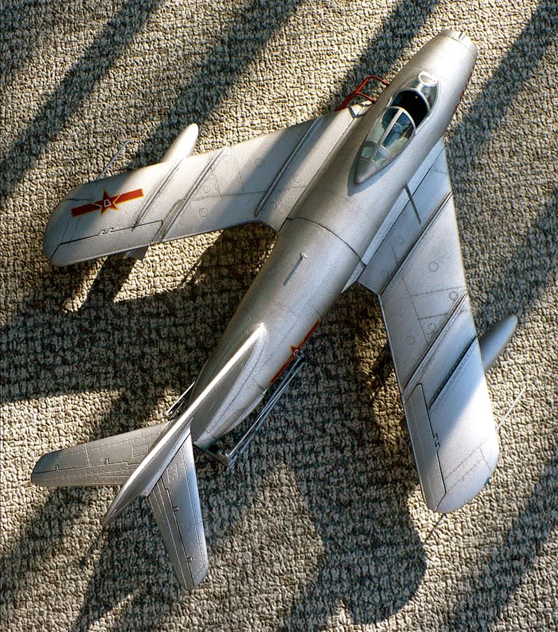 The Great Canadian Model Builders Web Page!: Shenyang J-5