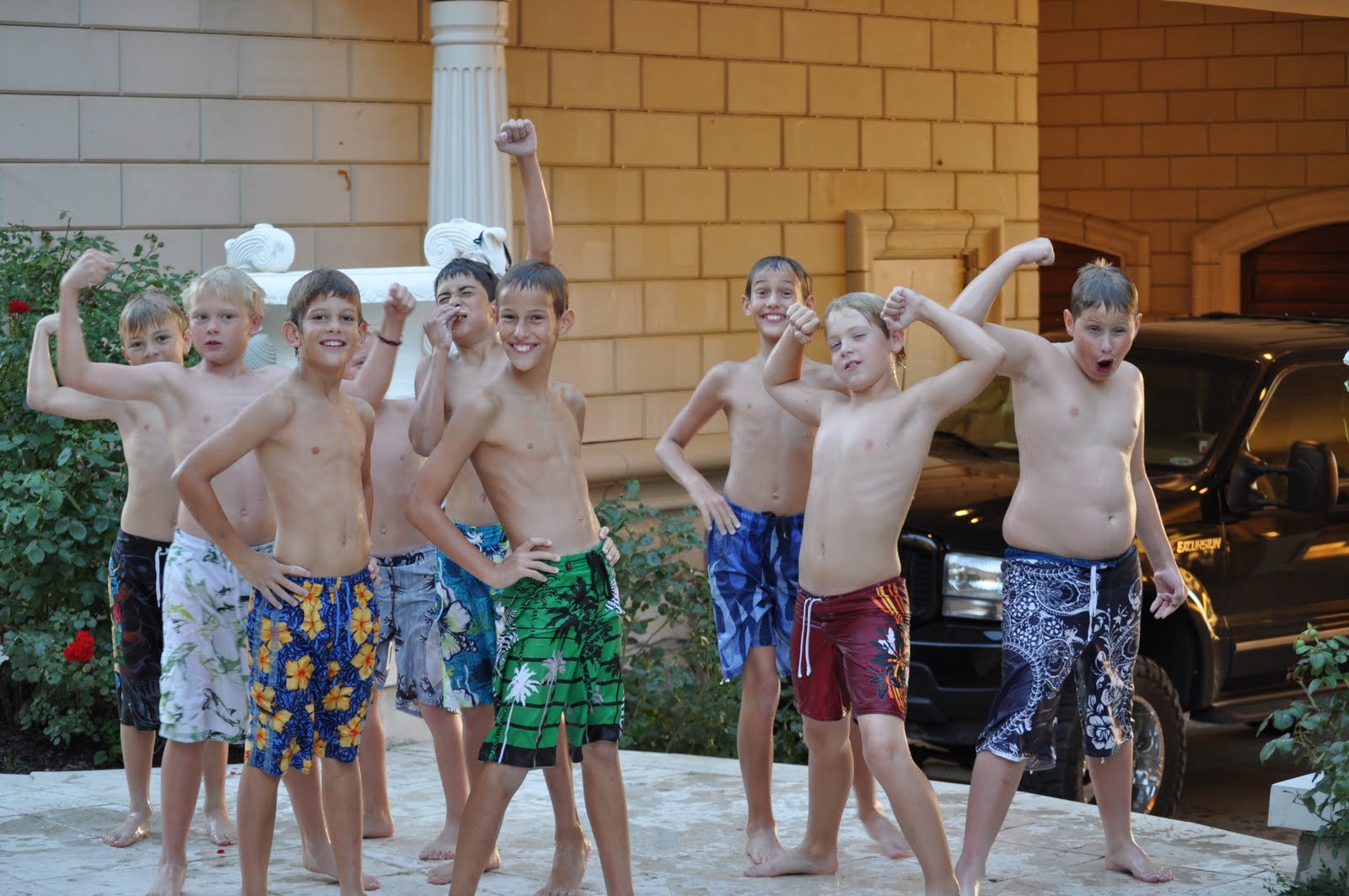 Alta Pee Wee White: TEAM SWIM PARTY!