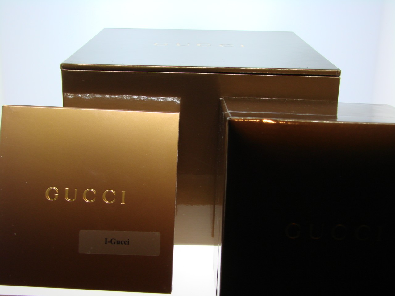 new_york_jewels: BLACK DIAMOND 114 CASE i GUCCI DIGITAL DIAMOND WATCH