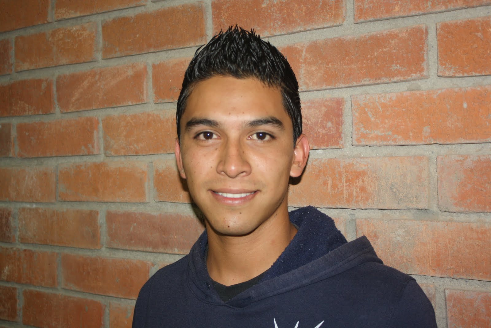 PORTA*VOZ RADIO: Cónocelos...Adrian Reyna