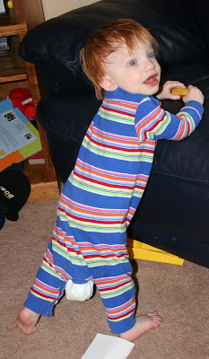 And Babies Make Six: Wordless Wednesday - Droopy Diaper