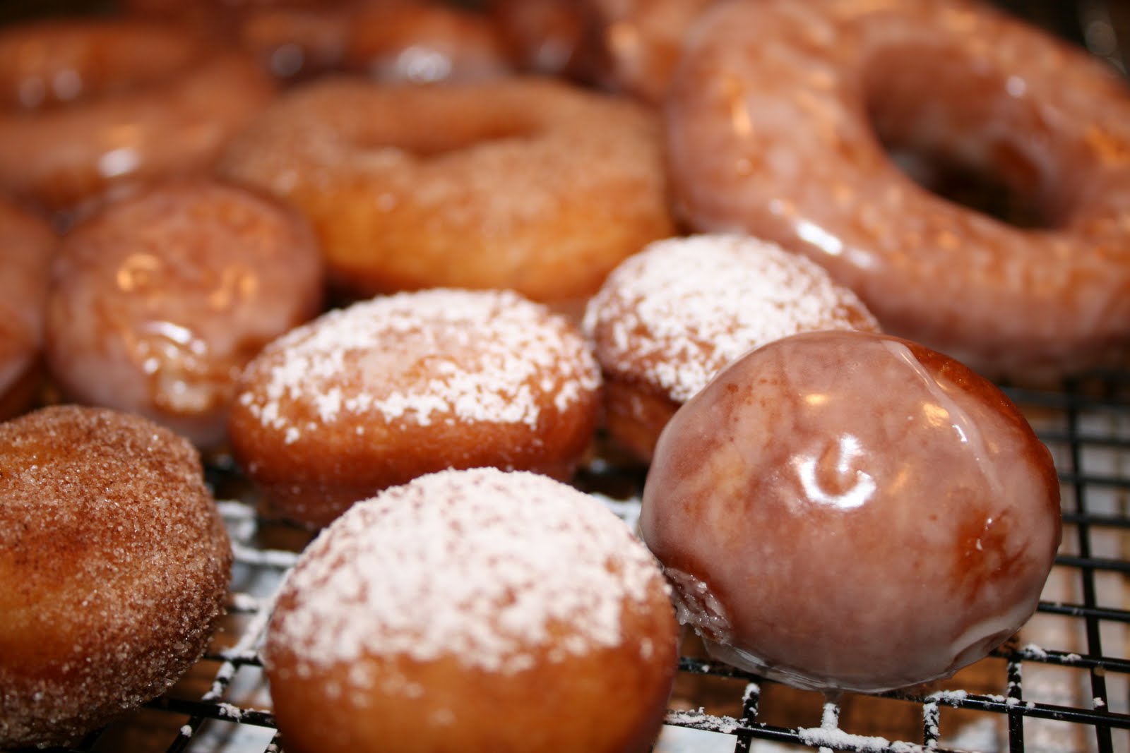 everything to entertain: Homemade Doughnuts