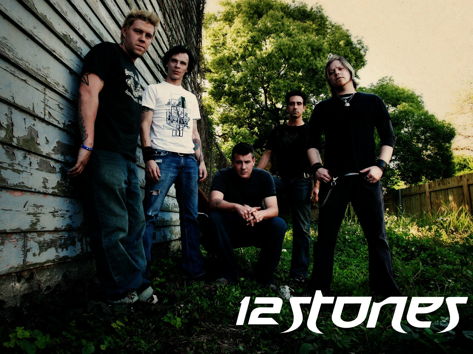 Os 28 Pixeis: 12 STONES