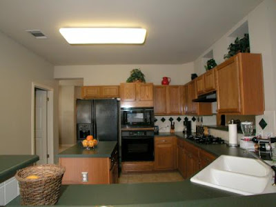 Modern Kitchen Design: Fluorescent Kitchen Lighting