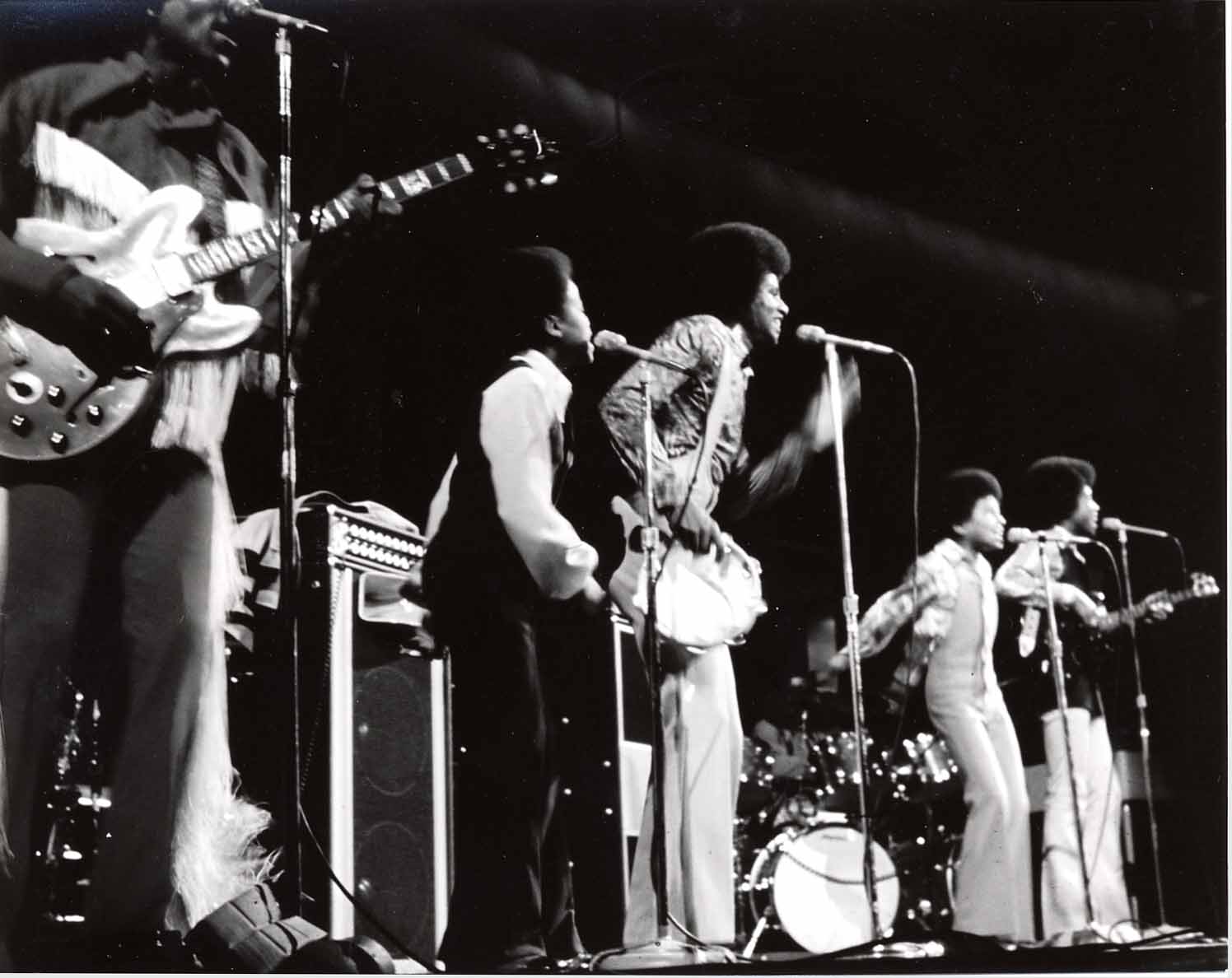 J5 Collector: When the J5 Sang for Joe