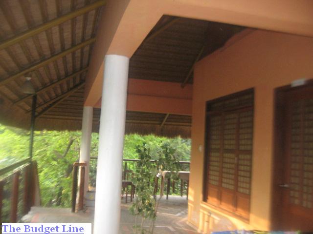 The Budget Line: The Cliff Royale Subic Resort