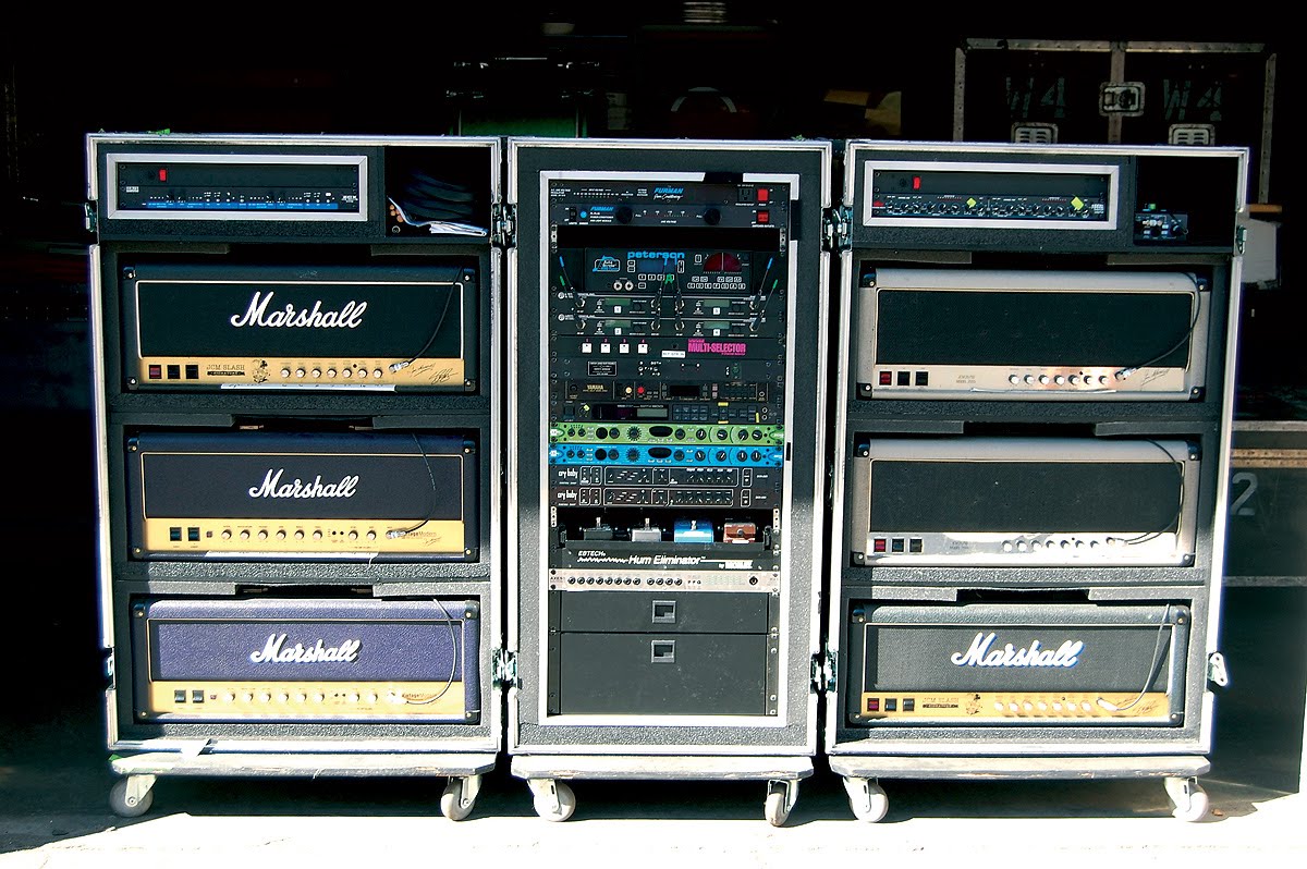 Pelota de Playa Records: Guitarra: Slash entrevista y RIG 2010