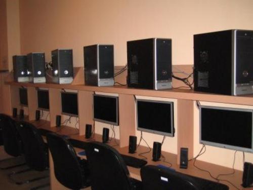 DESIGN WARNET BAGUS | Warnet Idaman