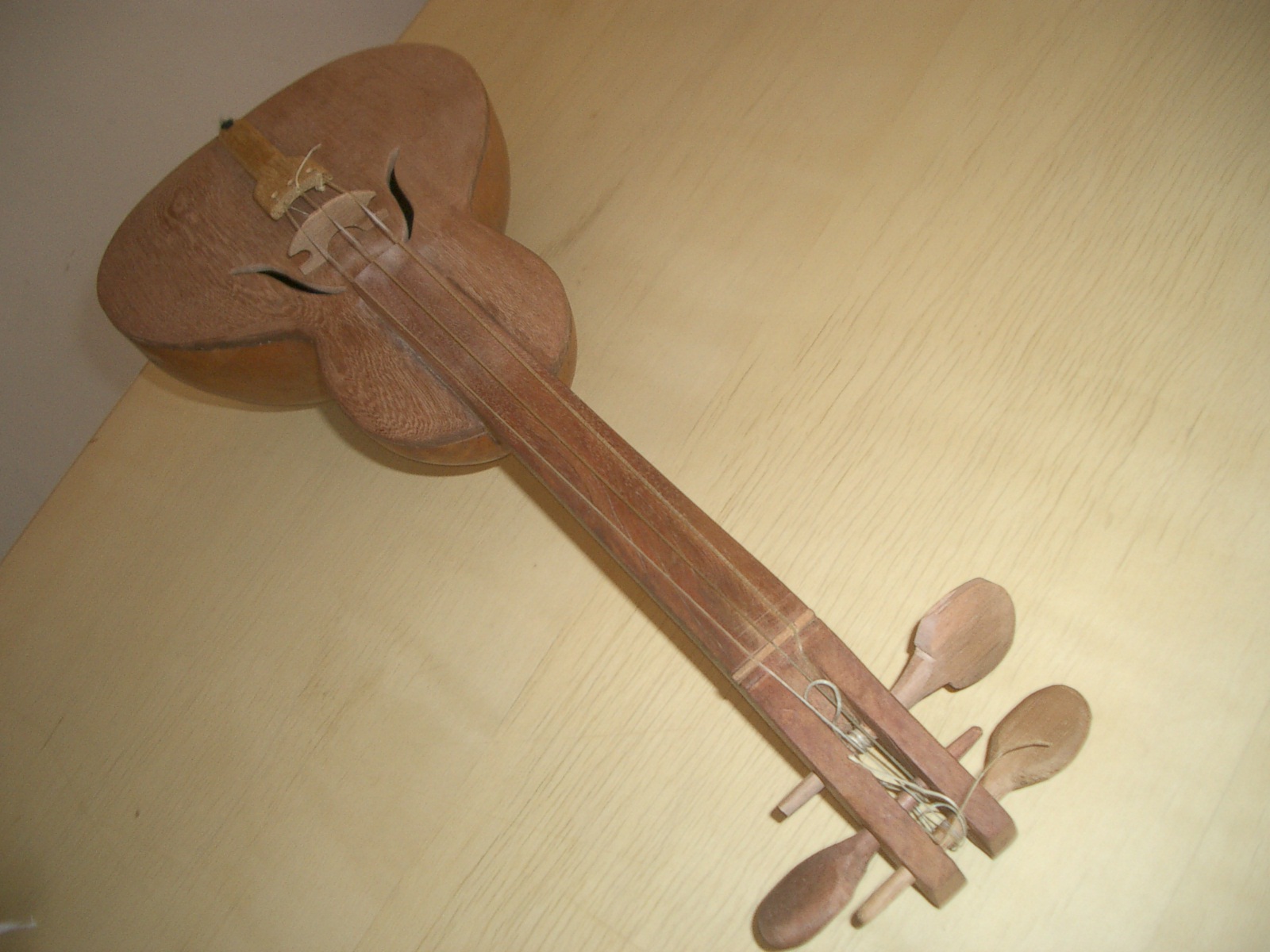 Matheus das flautas: Rabeca