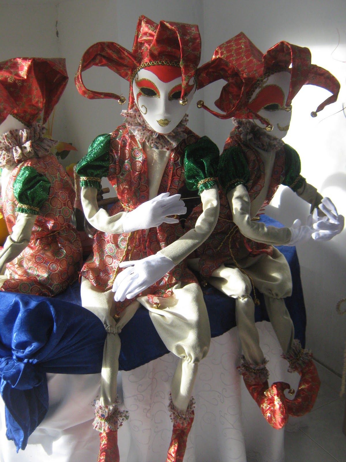 Majestik eventos: FIGURAS EN ICOPOR