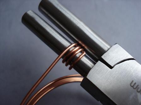 4 Ways to Make Short Wire Coils / The Beading Gem