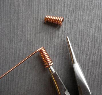4 Ways to Make Short Wire Coils / The Beading Gem
