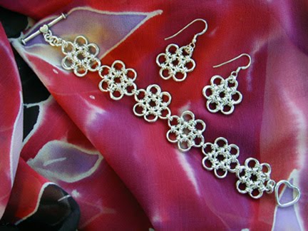 Chain Maille Flower Tutorials / The Beading Gem