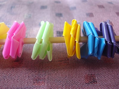 Straw Flower Bracelet or Necklace Tutorial for Kids / The Beading Gem