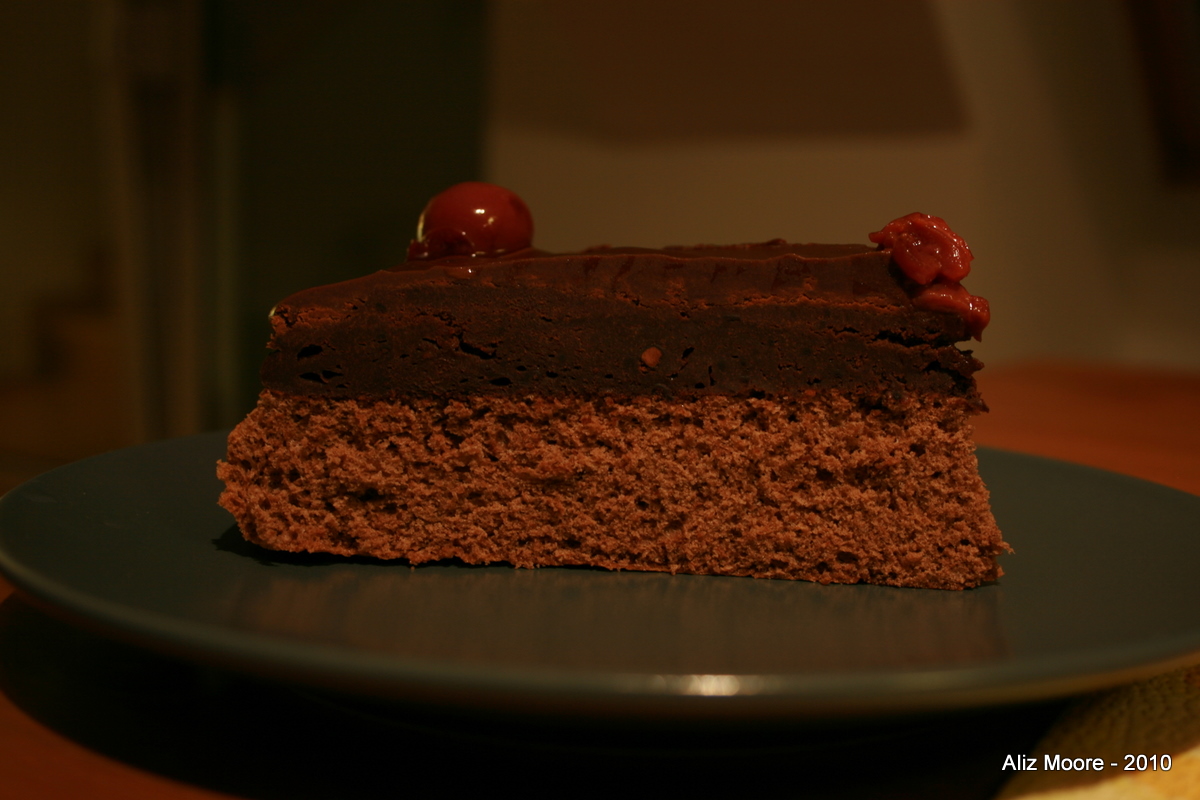 Mrs Moore Represents...: Lúdláb torta or in Hunglish "Goose leg cake" :)