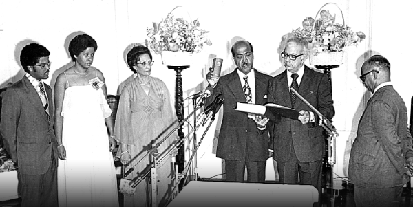 Jyoti Communication: State funeral for Sir Ellis; flags to fly at half ...