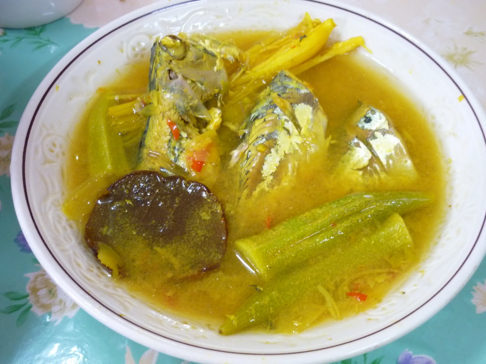 CUTE OVEN, SMALL KITCHEN: ASAM REBUS IKAN