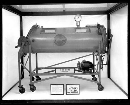 Iron Lung Used for the First Time ~ Fact From Yesterday
