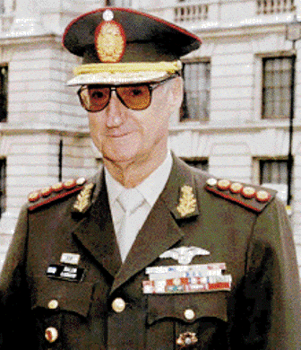 Roberto Pizarro: GRACIAS, GENERAL BALZA