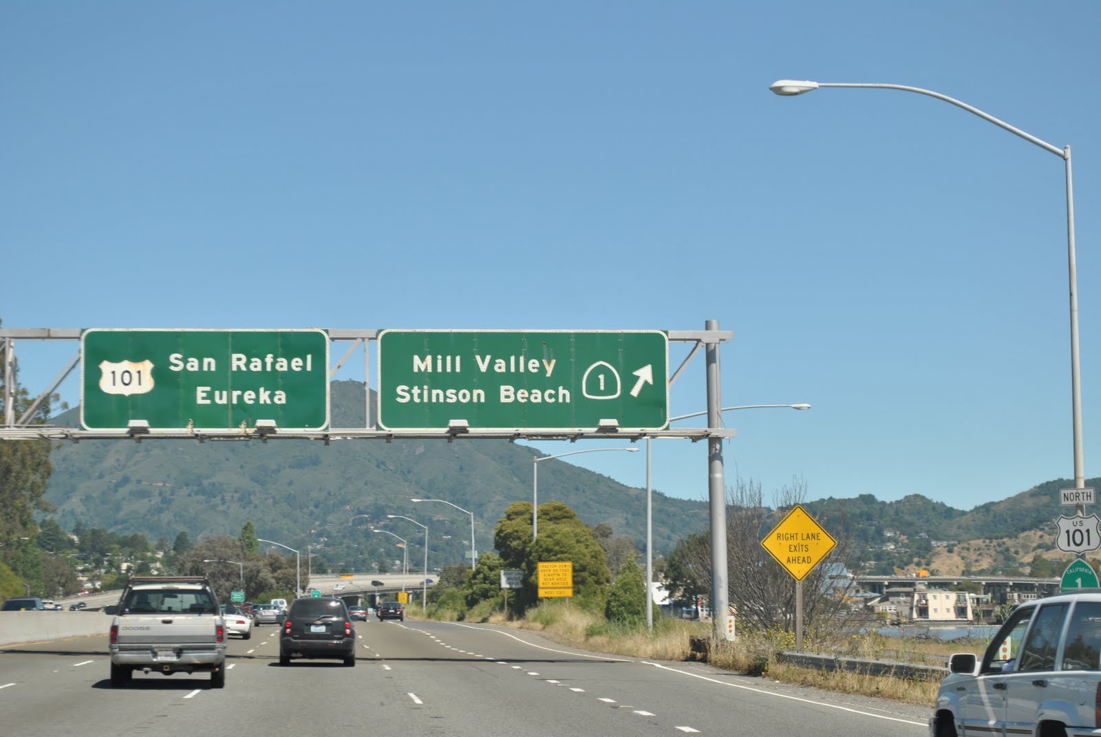 The T family travels: J's Road Sign Mania - California