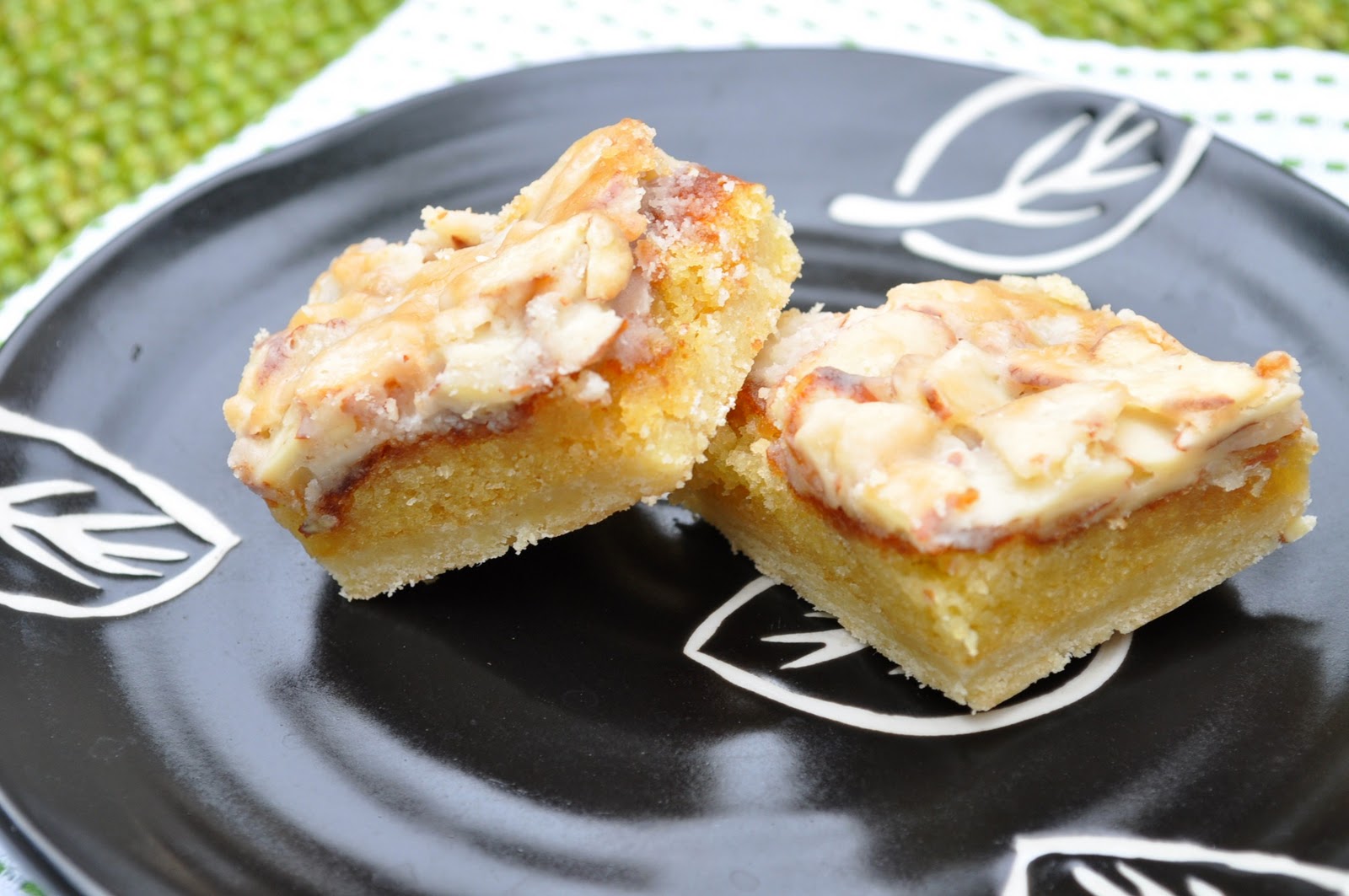 Freeing My Martha: Julie's Amazing Tosca Bars (Toscabitar)