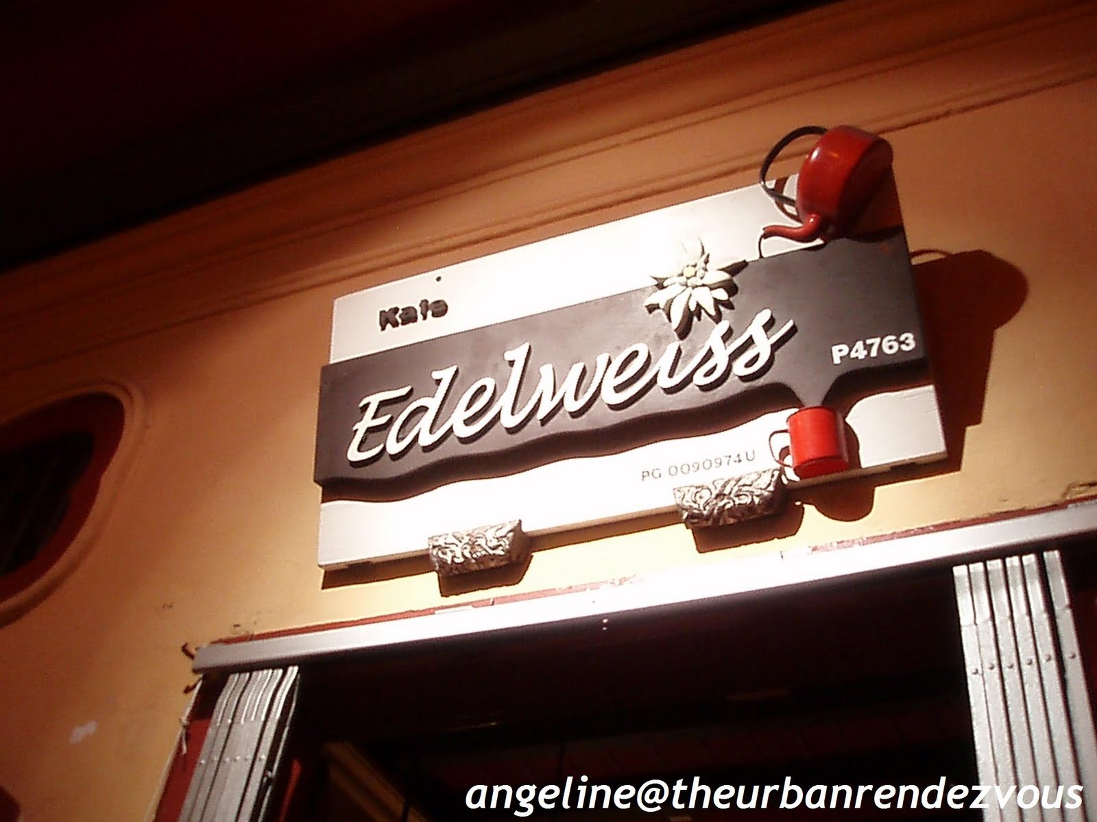 A Rendezvous With The World: Swiss Cuisine @ Edelweiss Cafe