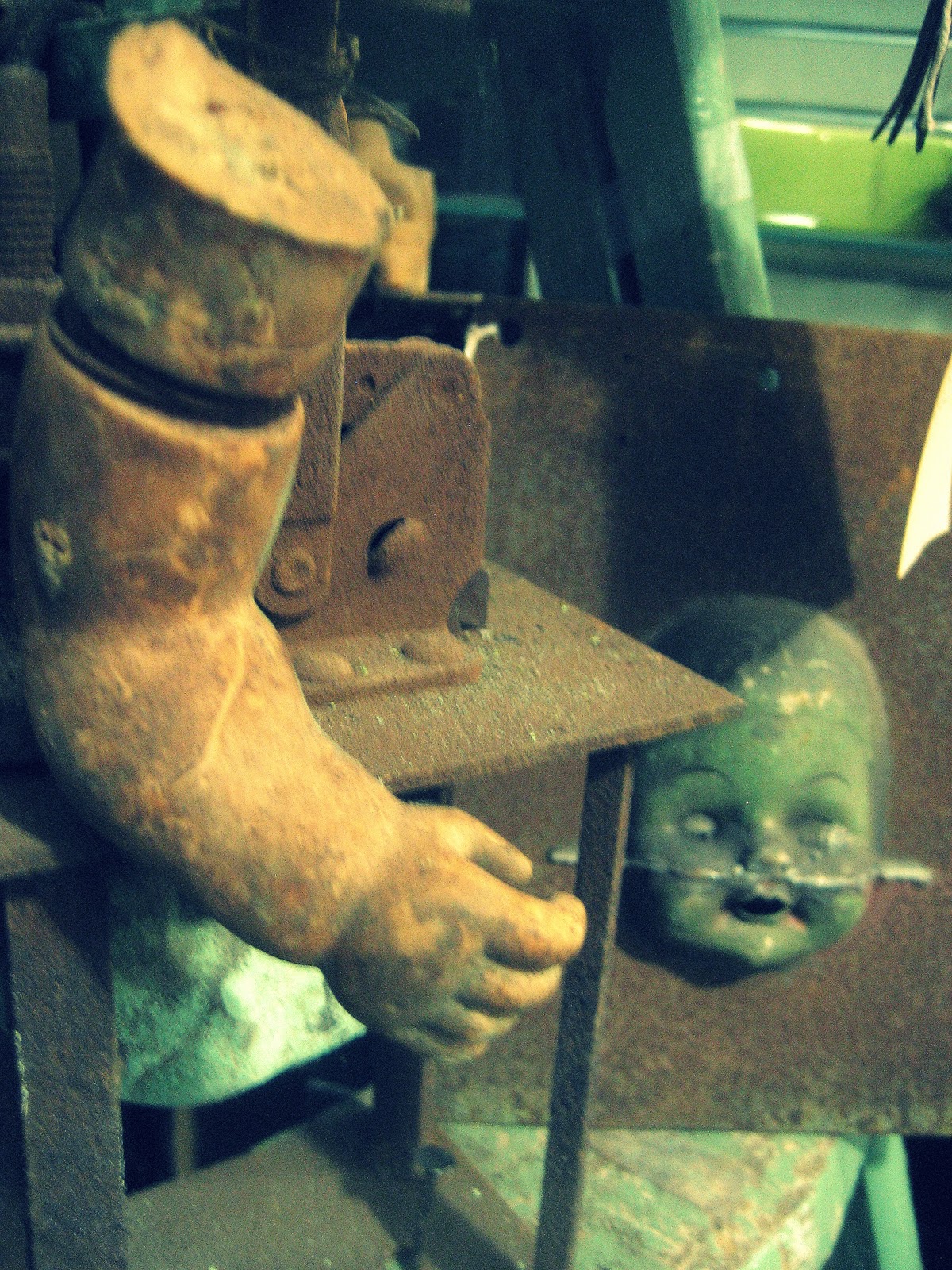 52 FLEA: Haunted Antique Doll Factory