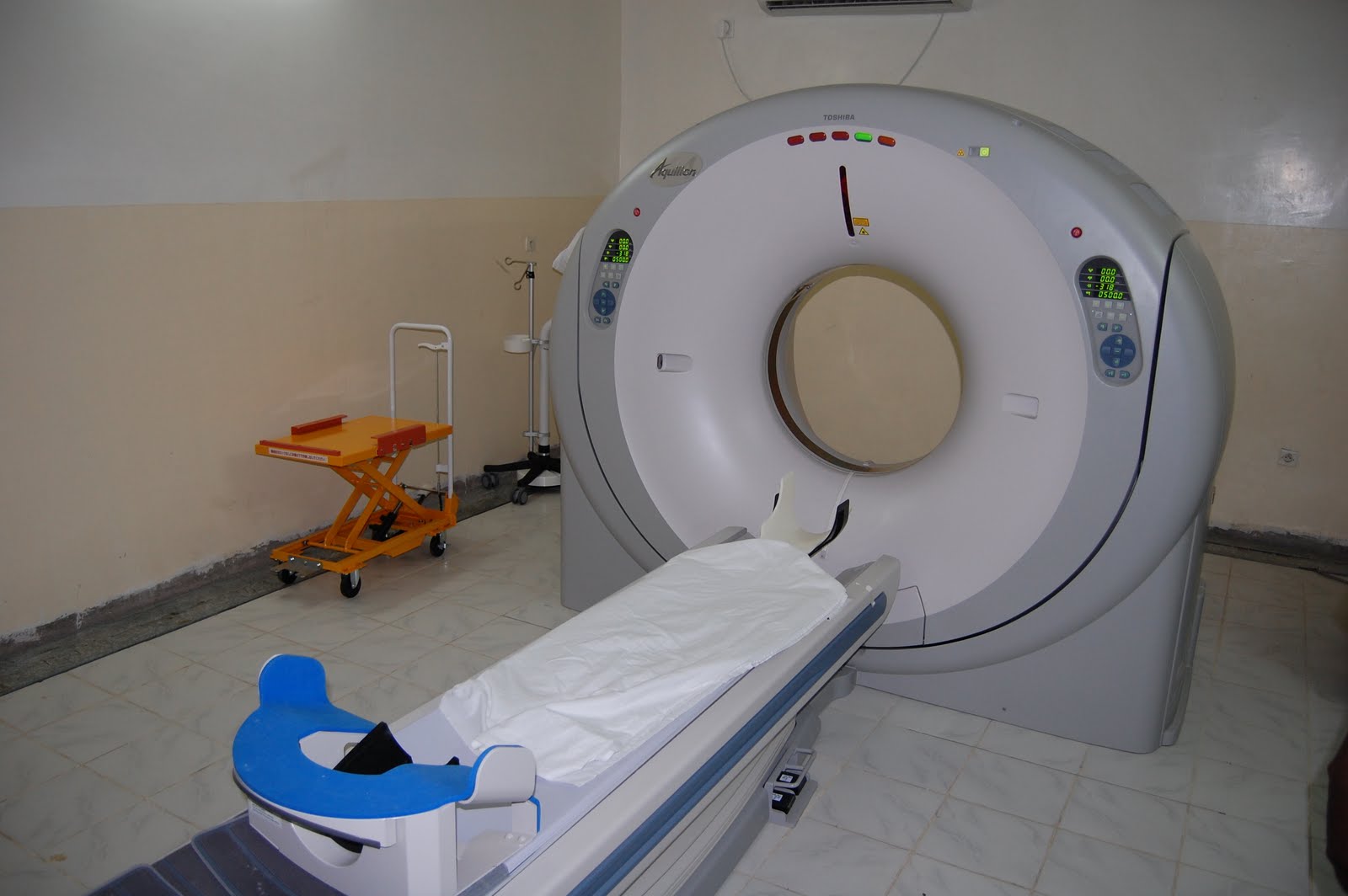 DaveGoesToAfrica: Peltier Hospital - Djibouti City