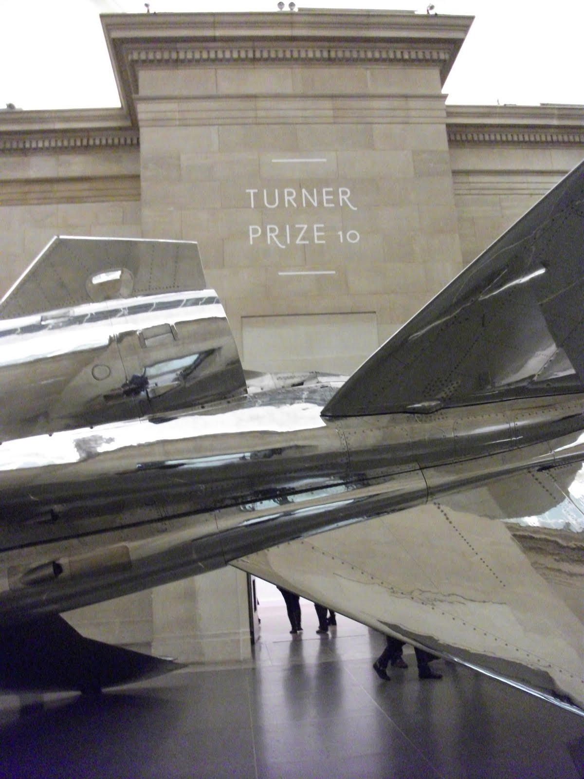 Like Serotonin: Fiona Banner @ Tate Britain