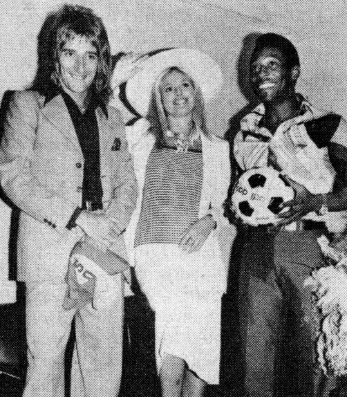 (Diet) Coke and Sympathy: Seventies It-Couple: Rod the Bod & Beautiful ...