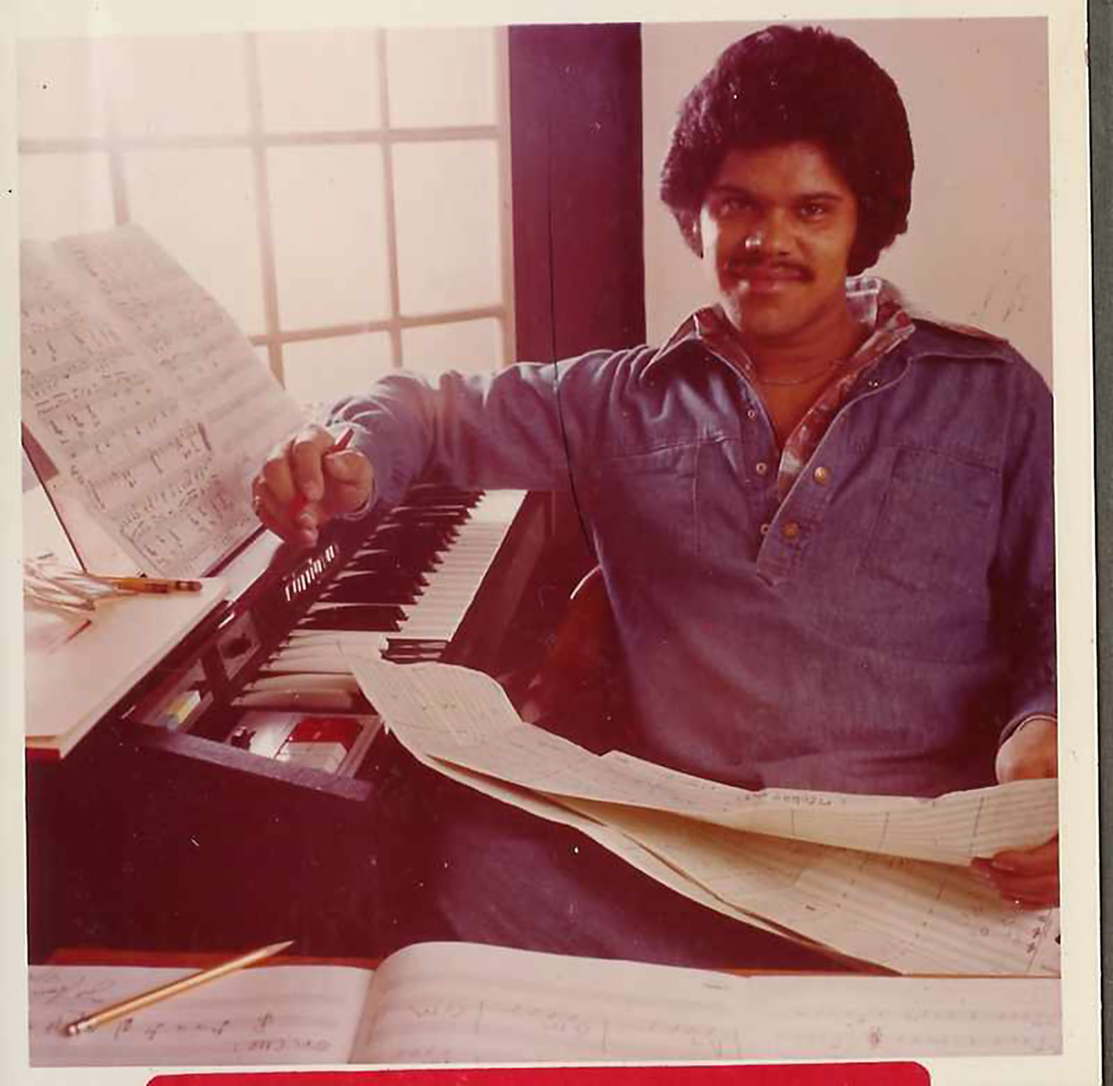 MALAGONIKUS BLOG: JOE ACOSTA