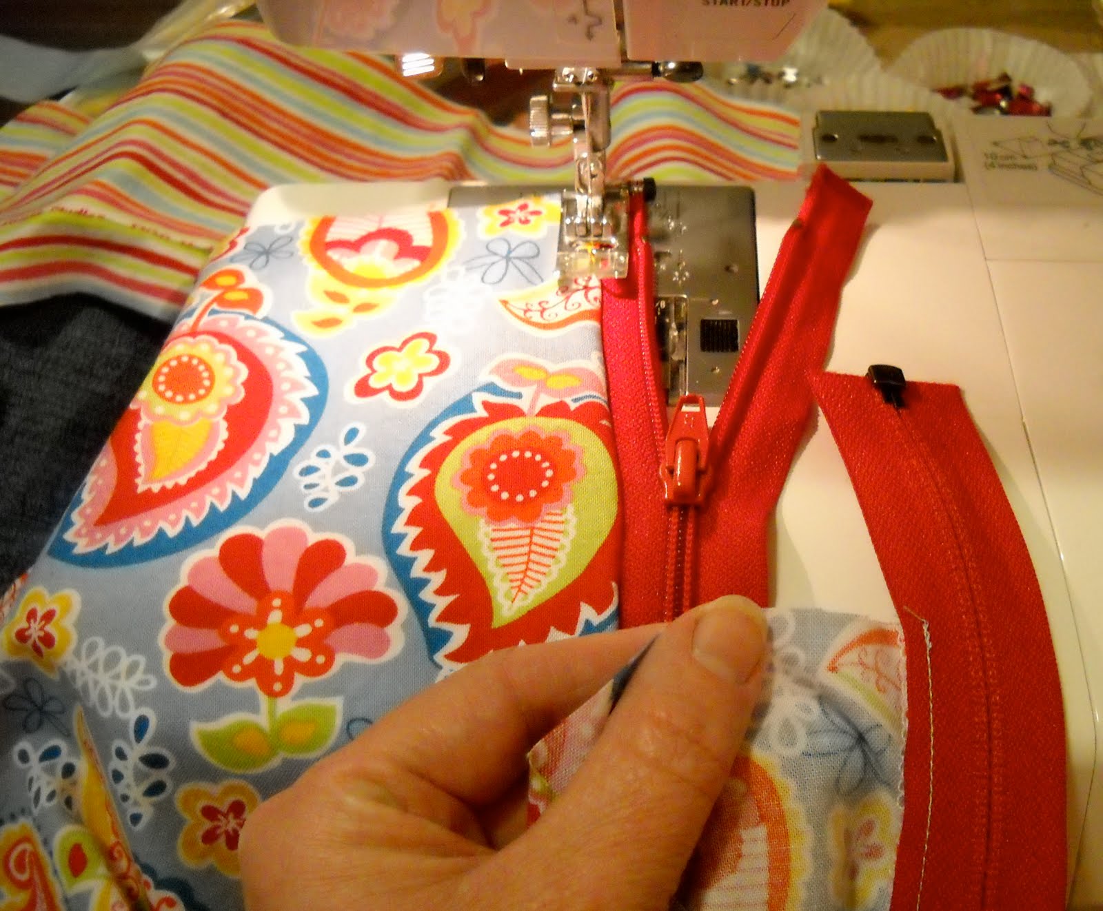 Confessions of a Sewciopath: backpack tutorial