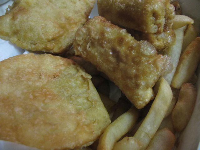 Green Gourmet Giraffe: Fish and chips – reflections of a vegetarian