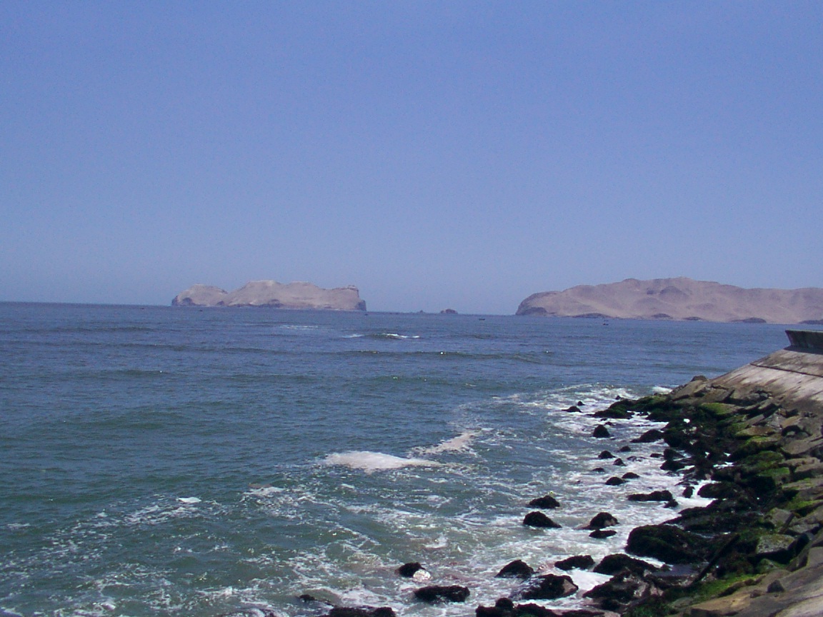 The Peruvian Backpacker - PerúEstilo.pe: Callao islands, nature and ...